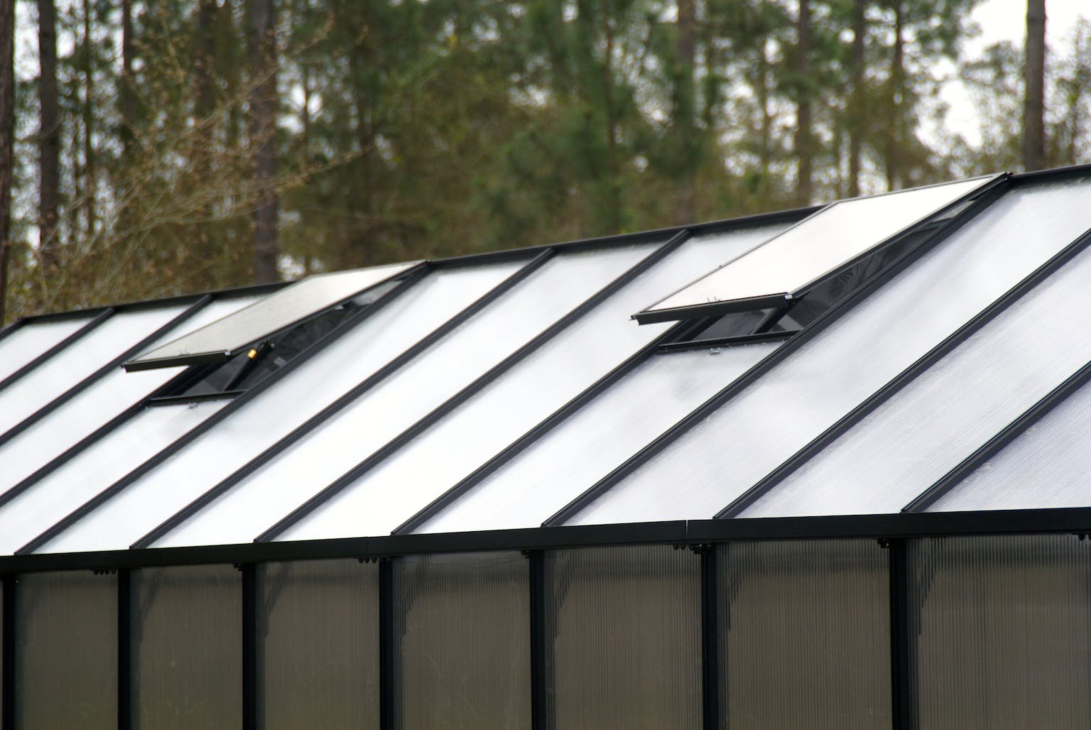 MONT Automatic Roof Vent Kit – Heartland Greenhouse and Garden Supply